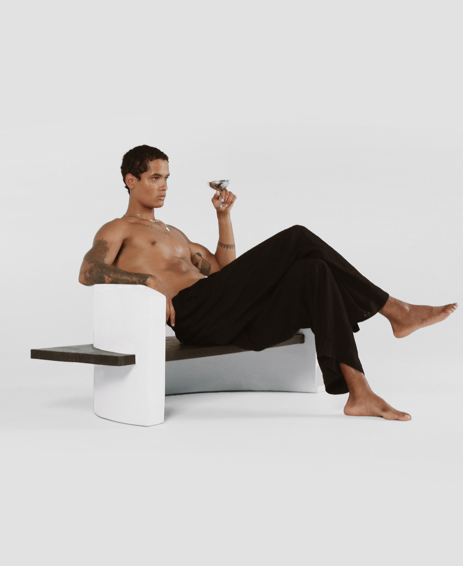 TheEND | Dune Seat Dark Brown Timber w Concrete